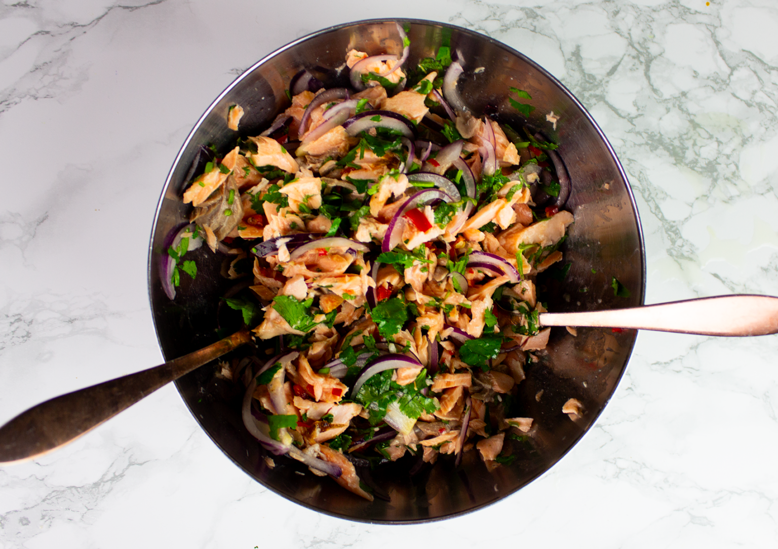 Salmon Larb Salad - Flavourise